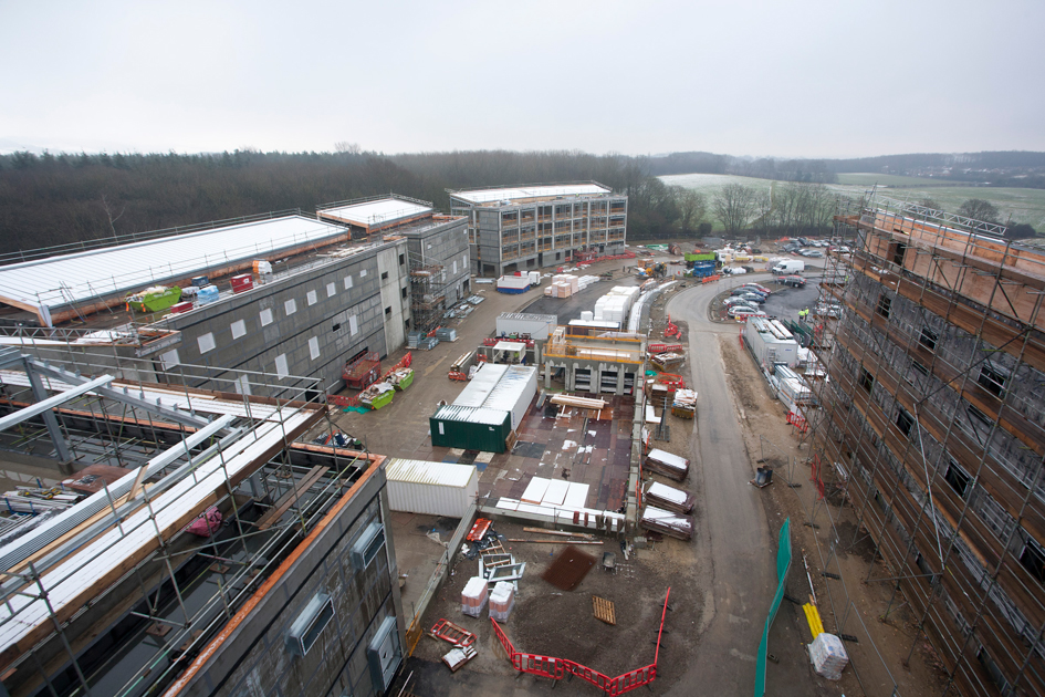 TOPPING OUT OF FIRST PHASE OF KENT INST. OF MEDICINE AND SURGERY | Kent ...